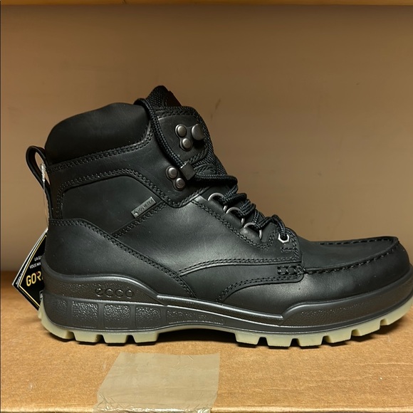Ecco | Shoes | Ecco Mens Track 25 Mid Black Leather Boots | Poshmark